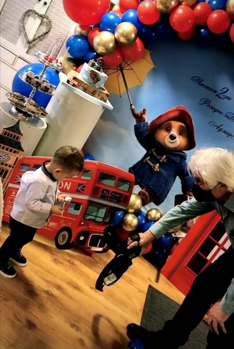 ПЪРВО В ПИК Бременната снаха на Доган спретна приказен рожден ден на внучето му Сокола пак