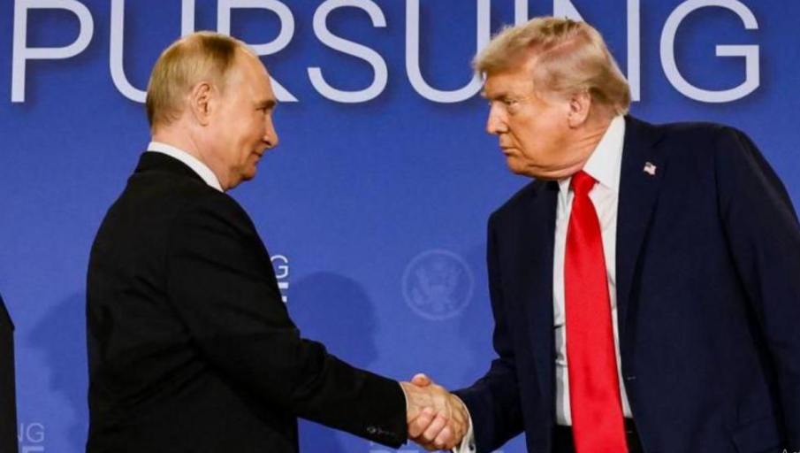 ВЪЗМОЖЕН ЛИ Е МИР Путин С идването на Тръмп се забелязва светлина в края на тунела