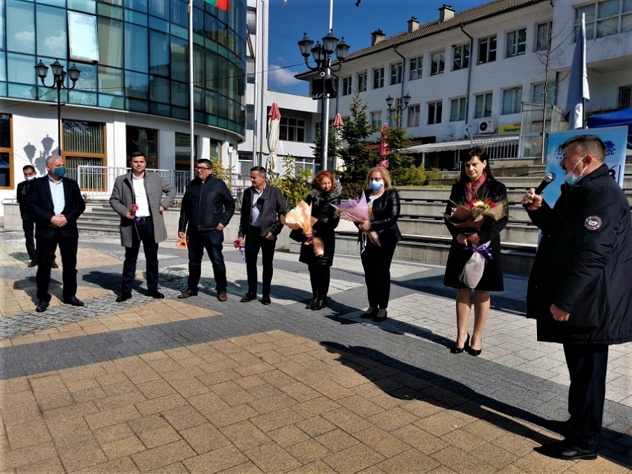 Д р Даниела Дариткова Не е време държавата да се дава в ръцете на несигурни политически субекти