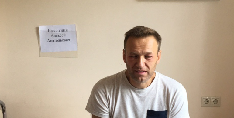 Майката на Навални Синът ми е отровен лекарите ще горят в ада