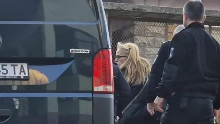 Празна Кана Рачева и Мая искат амнистия за осъдената за подкуп Иванчева