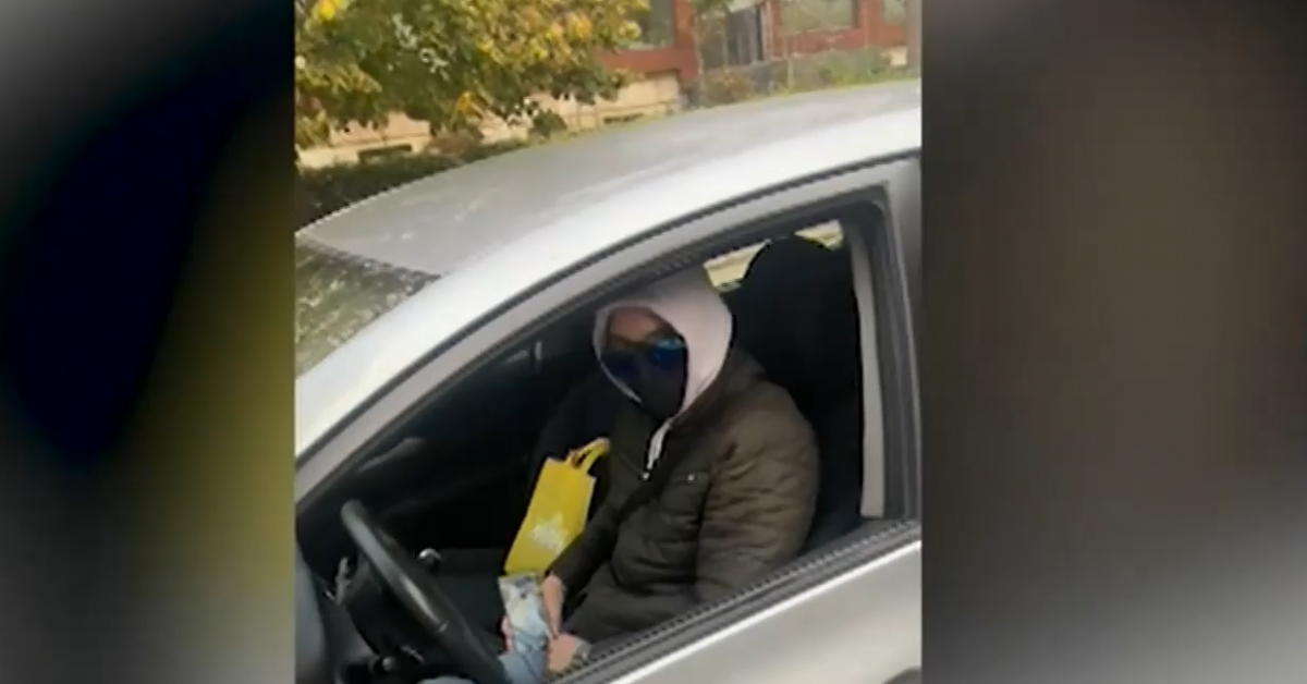 ГНУСНО Мъж се самозадоволява седмици наред в близост до детска градина