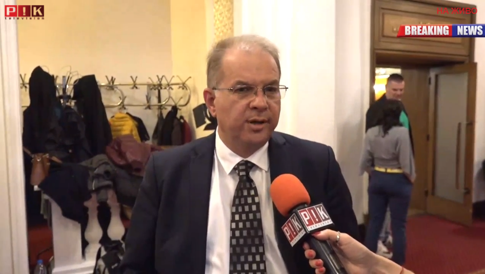 Шефът на правна комисия Радомир Чолаков пред ПИК Tv Не може да има временна комисия която да