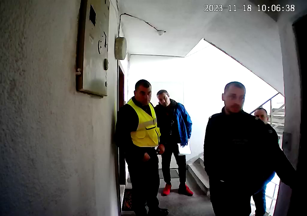 СИГНАЛ ДО ПИК Адв Росен Димитров алармира за брутално полицейско насилие Вижте как униформени