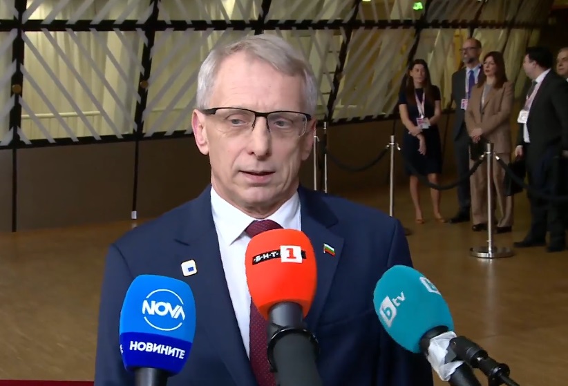 Евродепутат Кабинетът “Денков” не си свърши работата за Шенген Трябваше да имаме и дата за