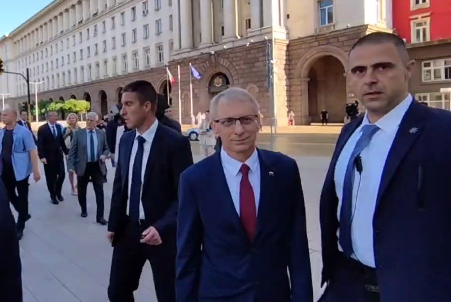 ИЗВЪНРЕДНО В ПИК По следите на правителствената измама че Нидерландия ни е приела в Шенген