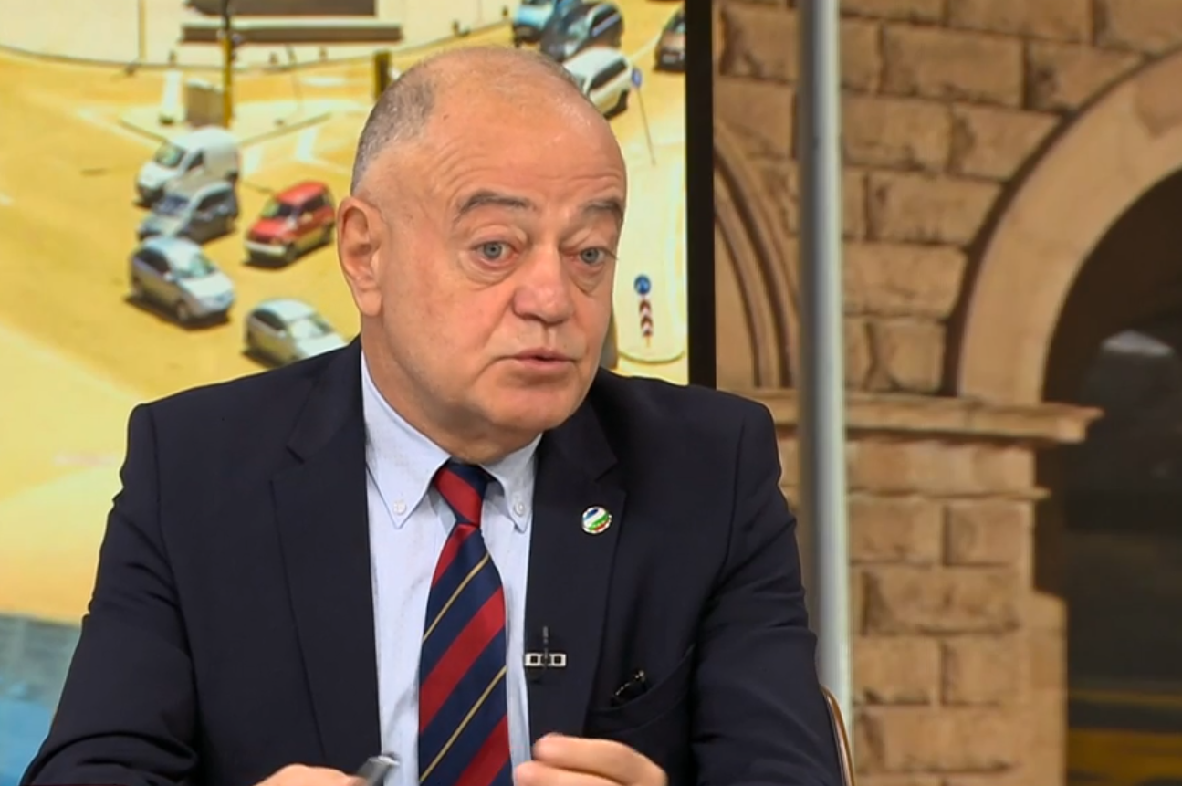 Ген Наско мълчи като партизанин не ще да признае мераците си за председателското място в