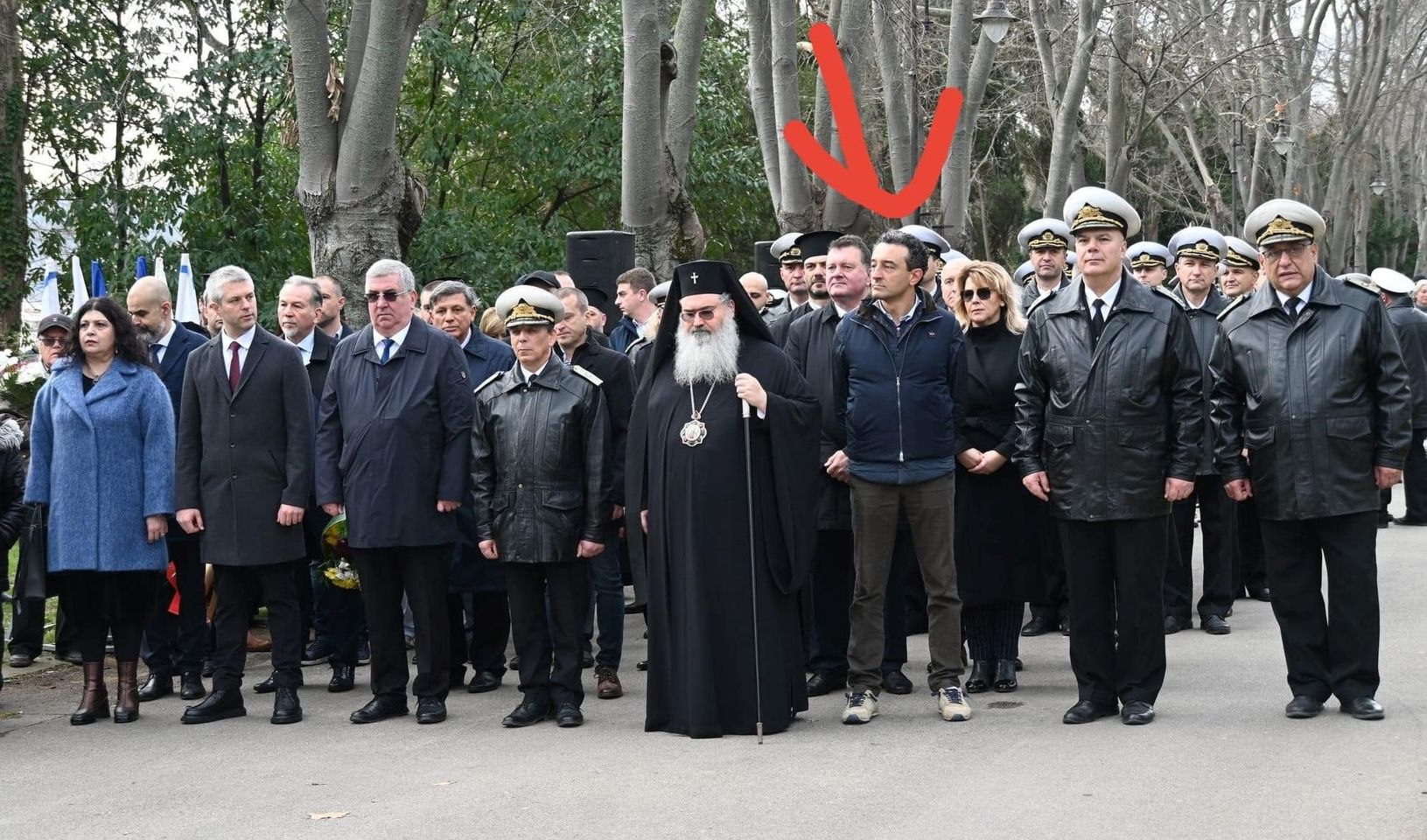 Лорер по маратонки на честването за Ботев държи се като боса на Варна Информационна агенция ПИК