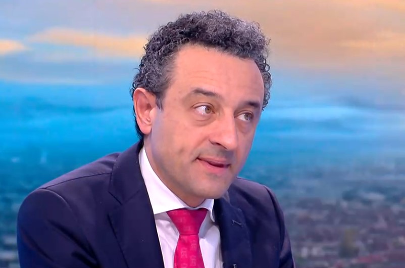 ИЗВЪНРЕДНО В ПИК Tv Лорер за служебния кабинет Кавги между ГЕРБ и