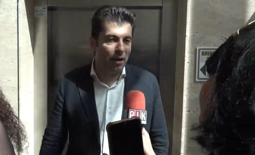 СУПЕР ШОУ Кирил Петков даде рецепта как ПИК да стане нормална медия Трябва само да ВИДЕО