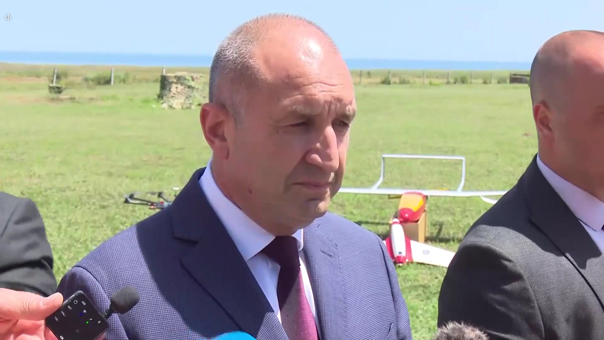 ГОРЕЩА ТЕМА Радев обявява в понеделник кога ще свика Народното събрание Информационна агенция ПИК