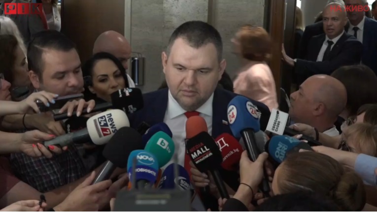 ГОРЕЩО В ПИК Tv Пеевски Надявам се да им дойде акълът Рая Назарян трябва да е шеф на