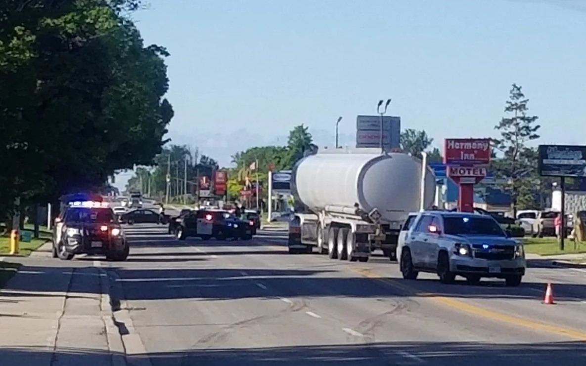 ТРАГЕДИЯ Български шофьор на камион загина при ужасна катастрофа в САЩ Информационна агенция ПИК