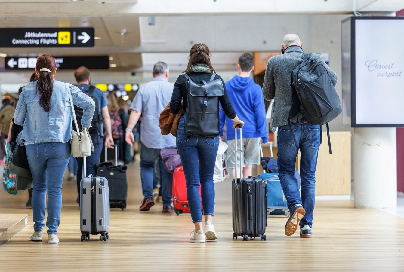 ЕС затяга контрола при ръчните багажи на летищата Информационна агенция ПИК