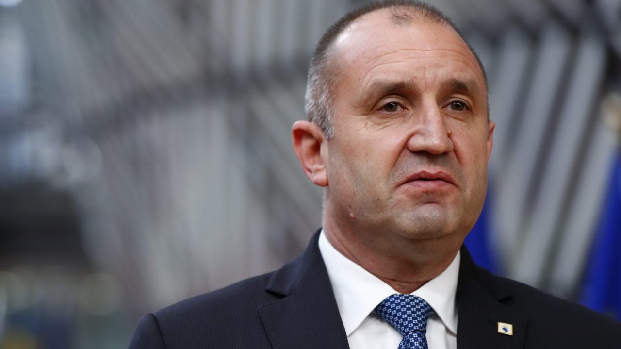 Занулиха Румен Радев с ТОЗИ КОМЕНТАР Роб на личните си страсти