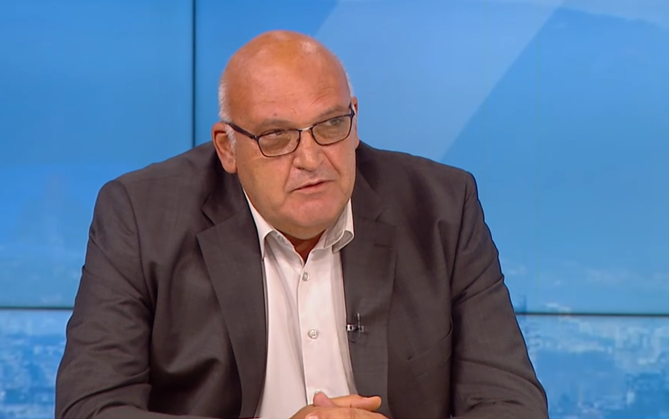 Д р Брънзалов Личните лекари все още нямат достъп до здравните досиета на пациентите си