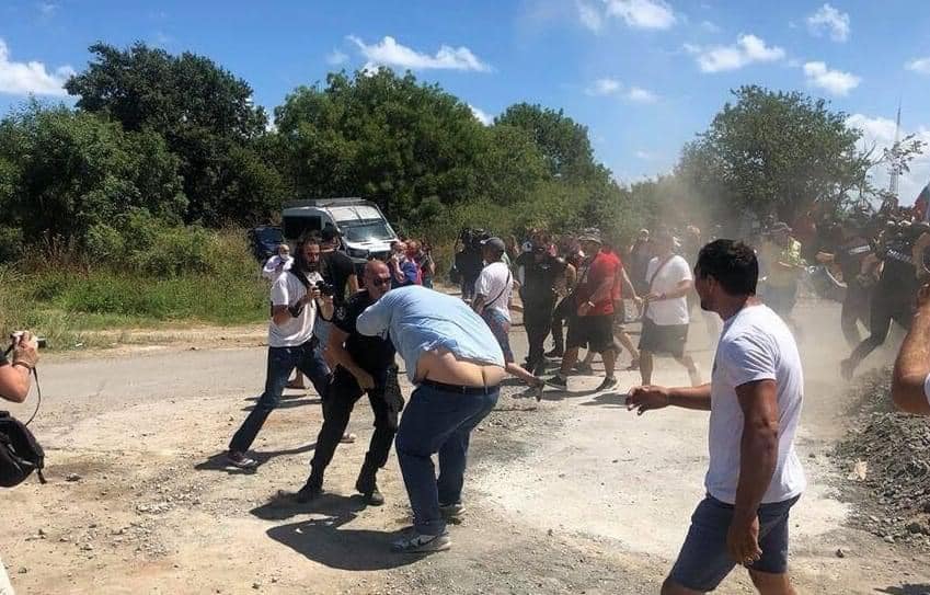 Колтуклиева размазващо за ППДБ Идете да целувате ръка на агент Сава Генезисът ви е такъв