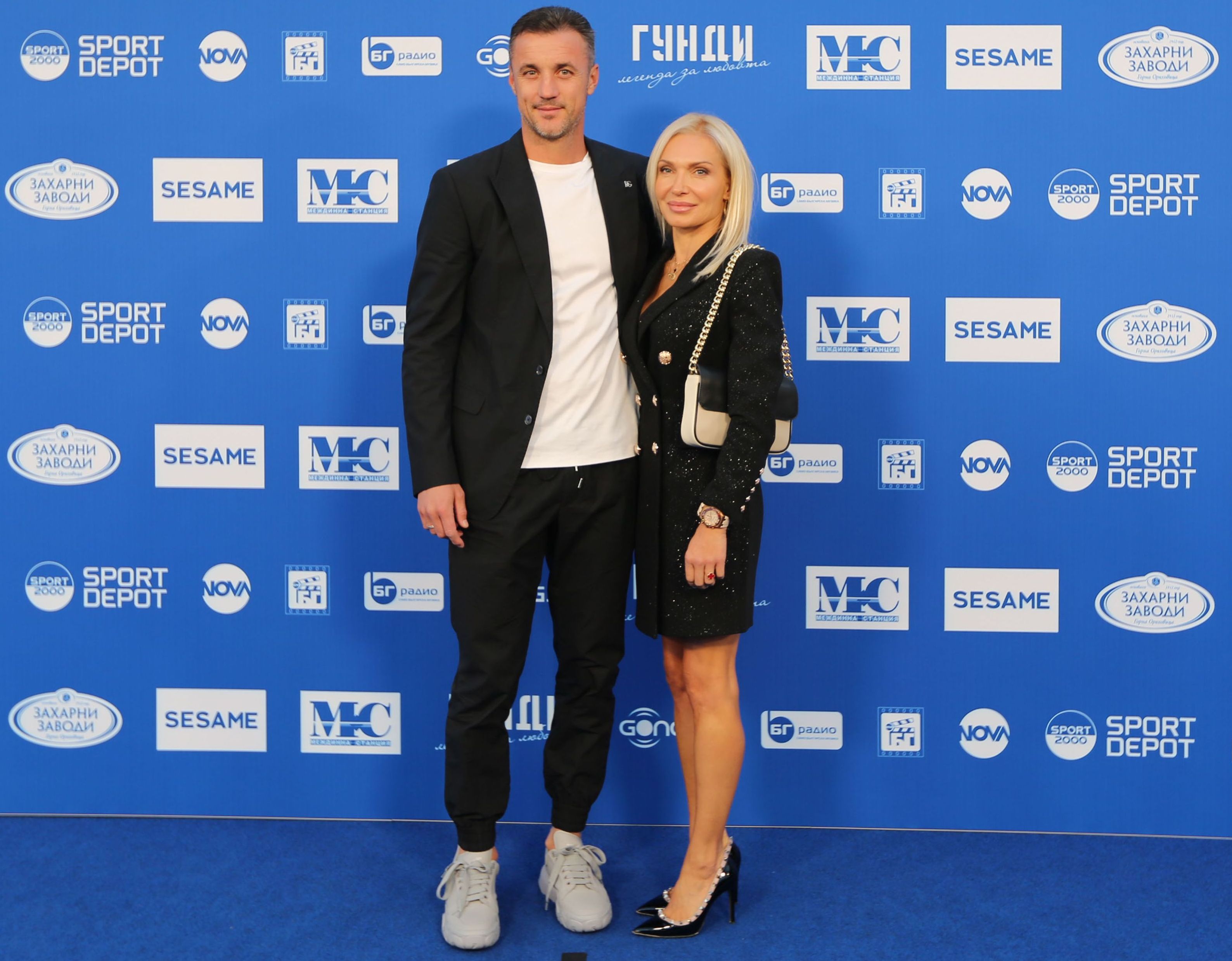 3 жени командват треньора на Левски (СНИМКИ) - Информационна агенция ПИК