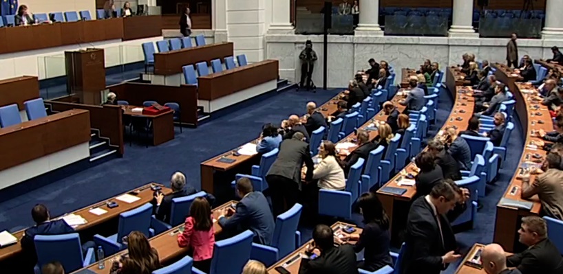 ИЗВЪНРЕДНО В ПИК Tv Осем министри отговарят на въпроси на парламентарен контрол Депутатите