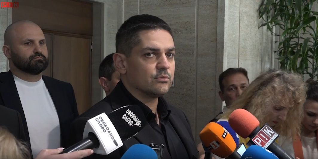 ГОРЕЩО В ПИК Tv Радостин Василев РАЗКРИ МЕЧ E в завера с дерибеите на Доган и ППДБ срещу