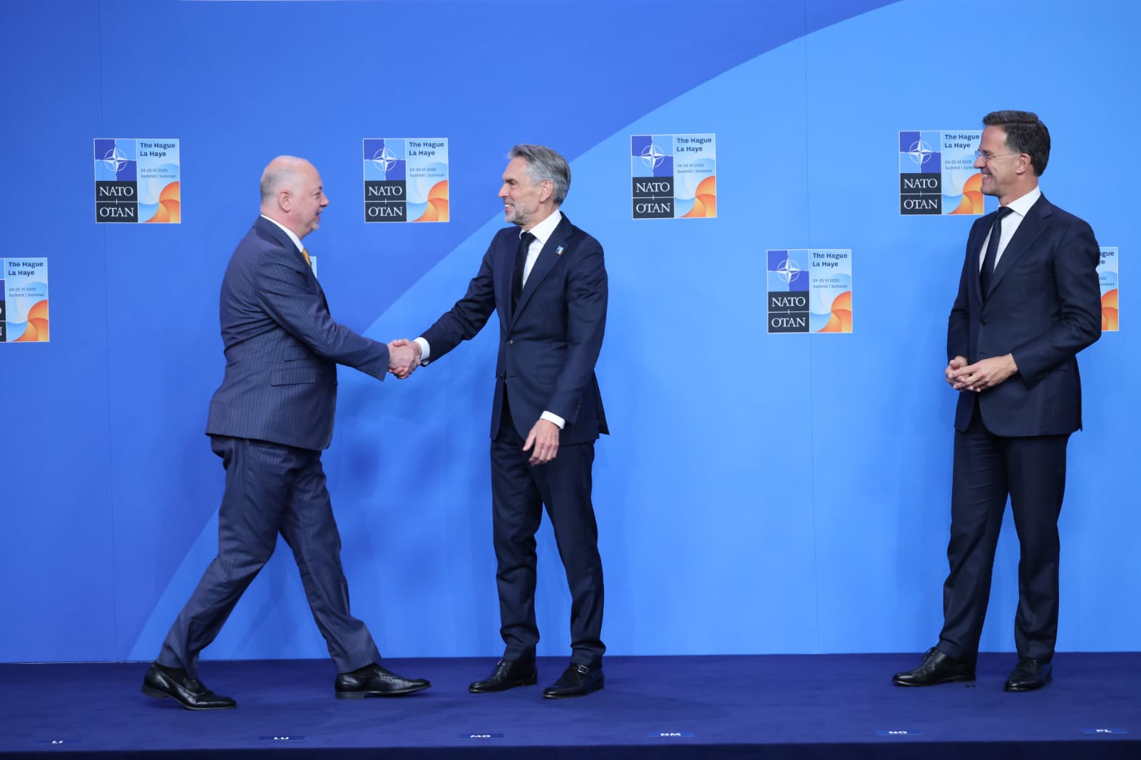 Започна участието на министър председателя Росен Желязков в Срещата на върха на НАТО СНИМКИ