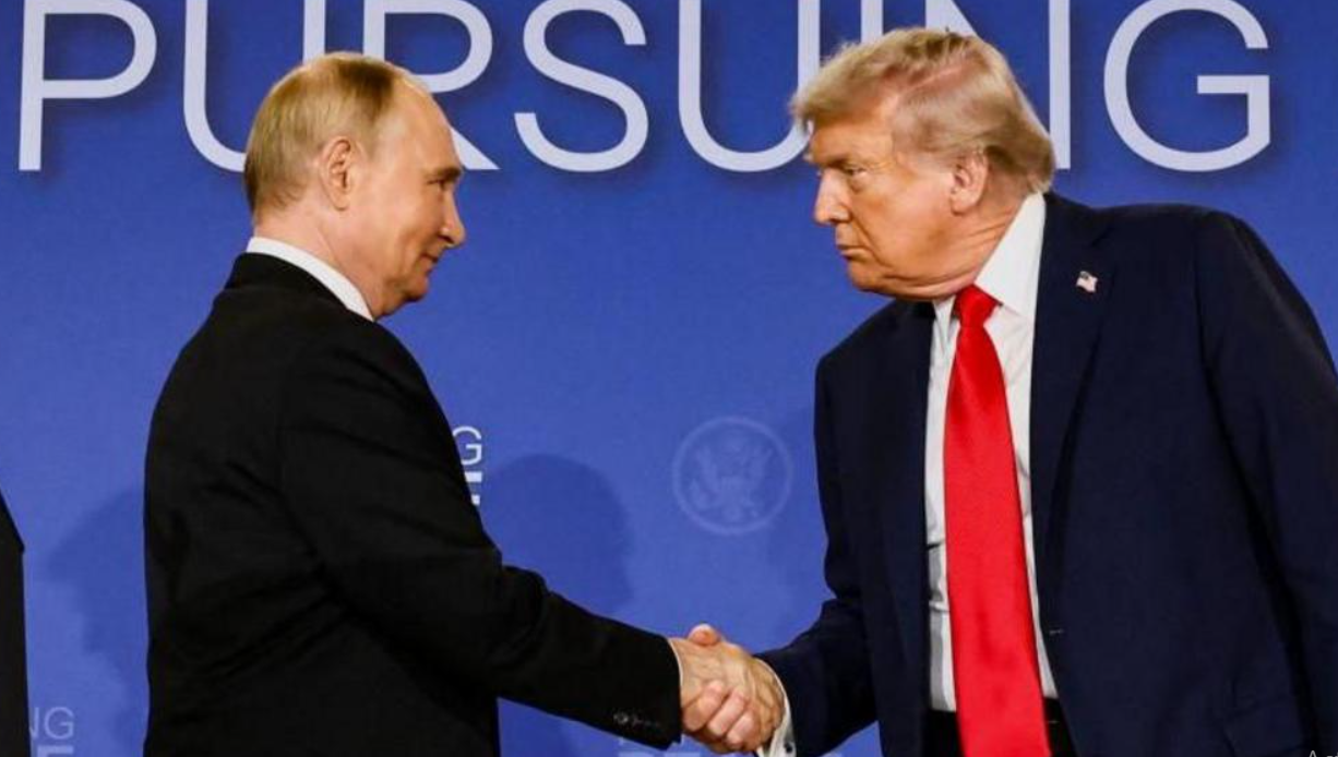 ВЪЗМОЖЕН ЛИ Е МИР Путин С идването на Тръмп се забелязва светлина в края на тунела